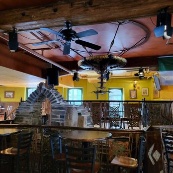 SINE IRISH PUB & RESTAURANT - Updated January 2026 - 299 Photos & 406 ...