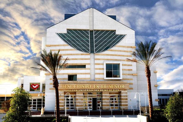 THE UNIVERSAL CHURCH - Updated January 2026 - 22 Photos - 625 S Bonnie ...