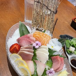 BIG FISH SUSHI - Updated July 2025 - 510 Photos & 265 Reviews - 1410 ...