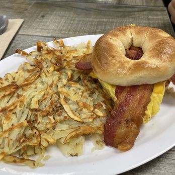 BREAKFAST SHACK - Updated June 2024 - 673 Photos & 850 Reviews - 615 W ...
