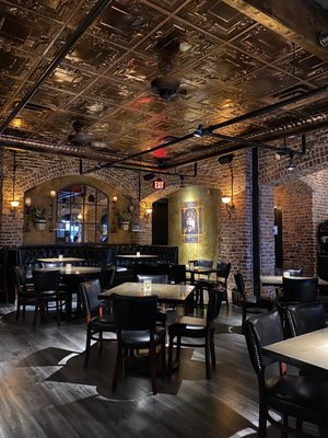 BOBBY Q - BILTMORE - 690 Photos & 781 Reviews - 3154 E Camelback Rd ...