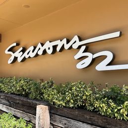 SEASONS 52 - Updated December 2025 - 1268 Photos & 821 Reviews - 2300 ...