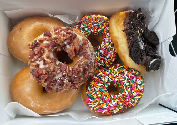 DIXIE CREAM DONUTS “MELT IN YOUR MOUTH” - Updated January 2025 - 58 ...