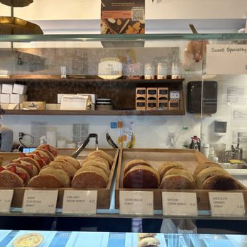 UNNI PASTRIES - Updated March 2025 - 66 Photos & 25 Reviews - 1773 ...