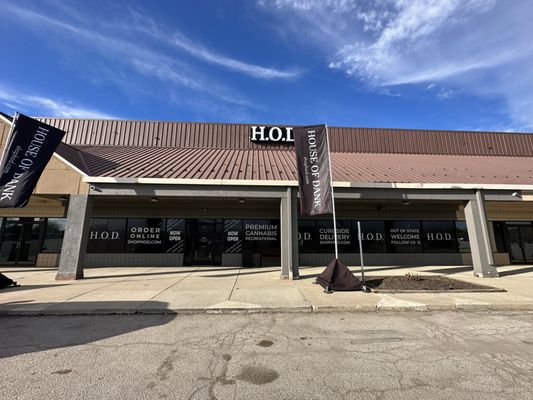 HOUSE OF DANK RECREATIONAL CANNABIS - MONROE - 21 Photos - 14750 ...