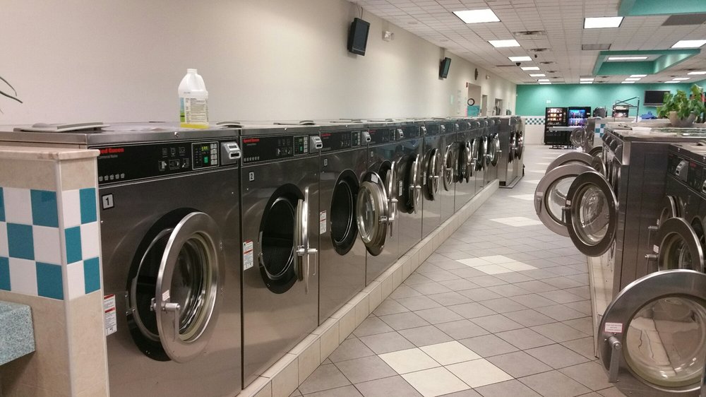 SPLISH SPLASH LAUNDROMAT - Updated September 2025 - 17 Photos & 30 ...