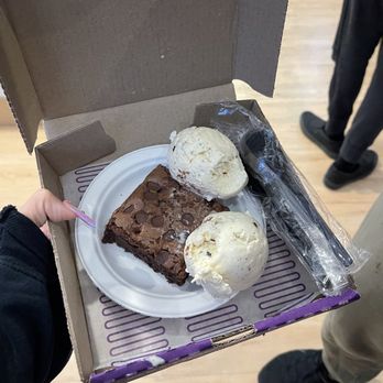 INSOMNIA COOKIES - Updated July 2025 - 10 Photos & 21 Reviews - 3301 SE ...