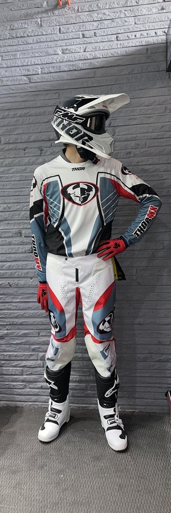 SIMI VALLEY CYCLES - 205 Photos & 107 Reviews - Motorcycle Dealers ...