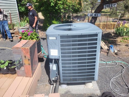 PNW HOMETECH SERVICES - Updated December 2025 - 15 Photos - Madras, Oregon - Heating & Air ...