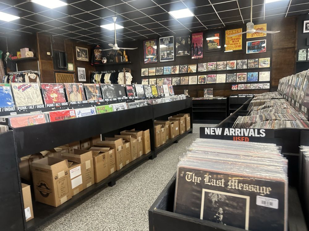 FEEL IT RECORD SHOP - Updated May 2026 - 356 Ludlow Ave, Cincinnati ...