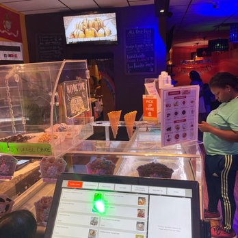 FUNKY SWEETS - Updated February 2025 - 340 Photos & 257 Reviews - 11024 ...