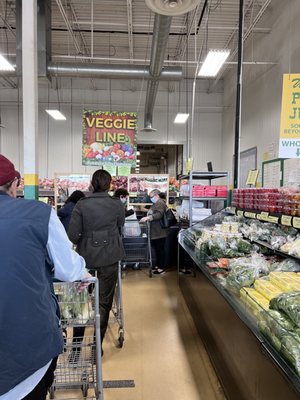 PRODUCE JUNCTION - Updated November 2025 - 38 Photos & 28 Reviews ...