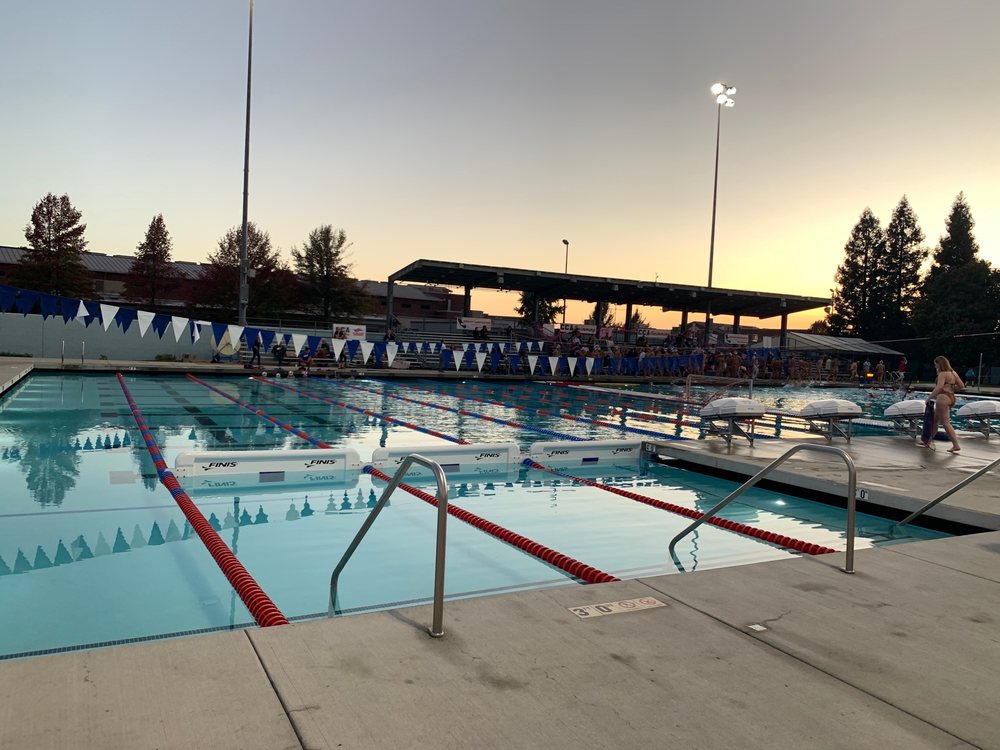ROSEVILLE AQUATICS COMPLEX - 27 Photos & 42 Reviews - 3051 Woodcreek ...