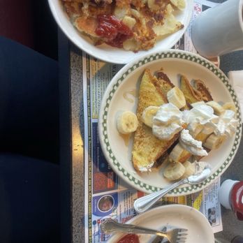 THE MEADOWS DINER - Updated January 2026 - 143 Photos & 213 Reviews ...