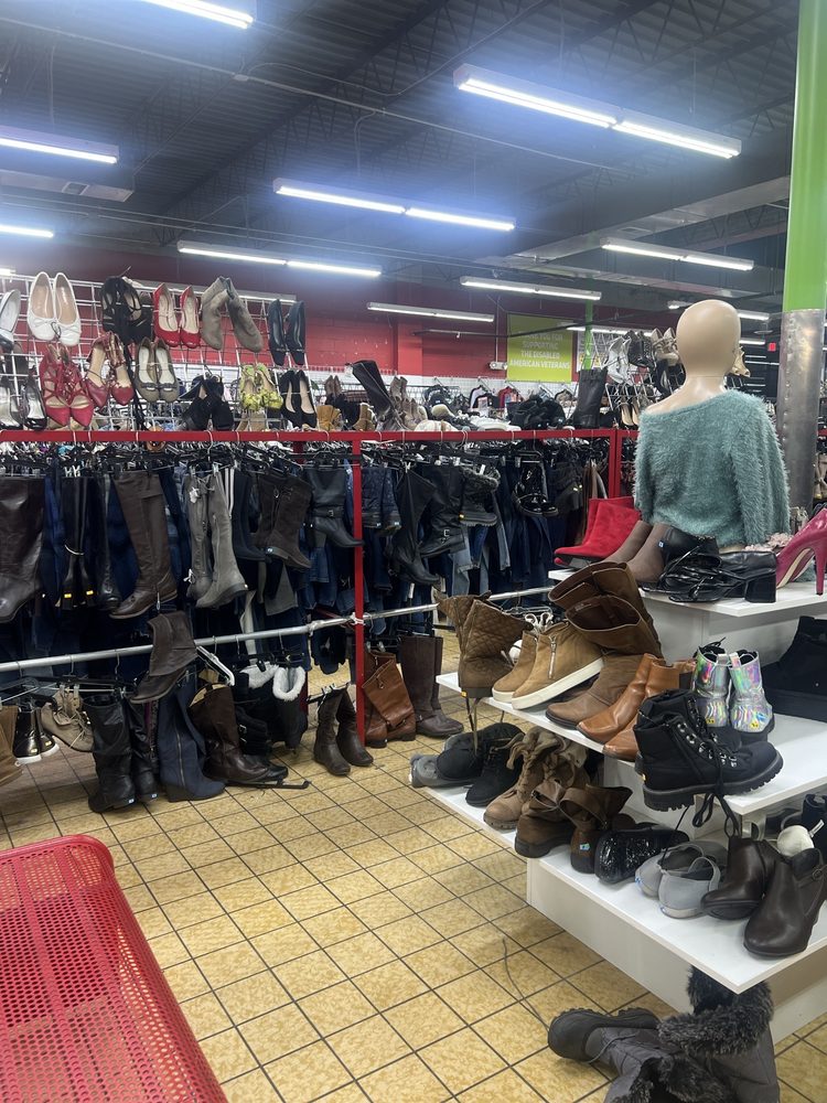 RED RACKS THRIFT STORE - Updated August 2025 - 12 Photos & 28 Reviews ...