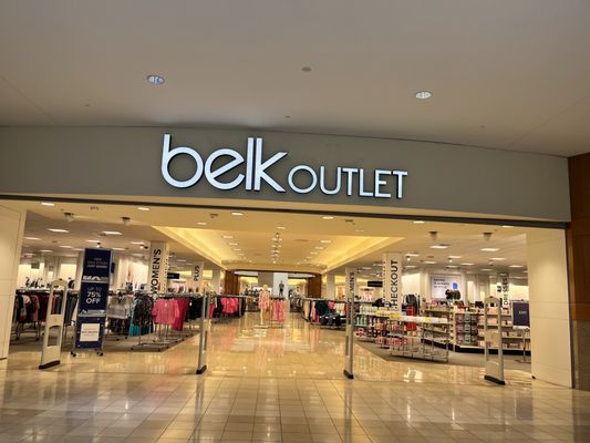 TRIANGLE TOWN CENTER - Updated November 2025 - 167 Photos & 86 Reviews ...