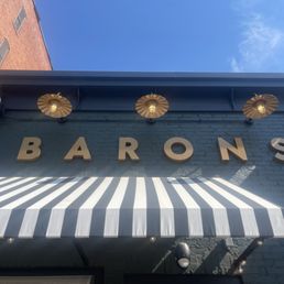 BARONS ON 1ST - Updated July 2025 - 147 Photos & 42 Reviews - 302 E 1st ...