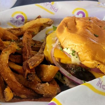 PHLAVZ BAR & GRILLE - Updated December 2025 - 225 Photos & 231 Reviews ...