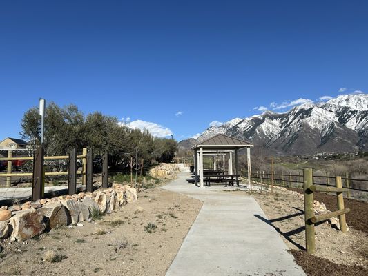 DIMPLE DELL DRY CREEK TRAIL - Updated July 2025 - 14 Photos - 2879 ...