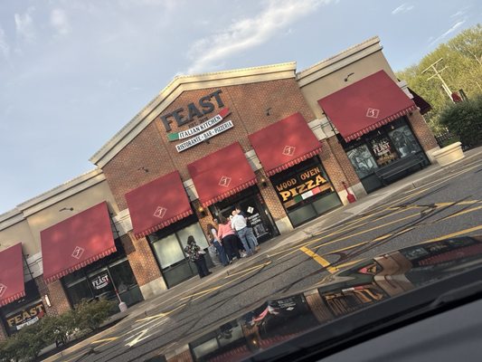 FEAST ITALIAN KITCHEN - Updated January 2026 - 282 Photos & 205 Reviews ...