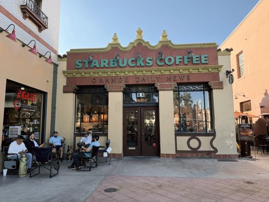 ORANGE CIRCLE & OLD TOWNE ORANGE - Updated December 2025 - 342 Photos ...