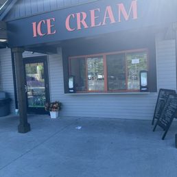 GIDO’S BRICK OVEN PIZZA AND ICE CREAM - Updated December 2025 - 39 ...