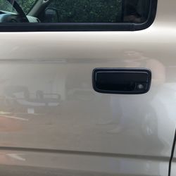 KW AUTO BODY - ALA MOANA - 32 Photos & 52 Reviews - 1164 Kona St ...