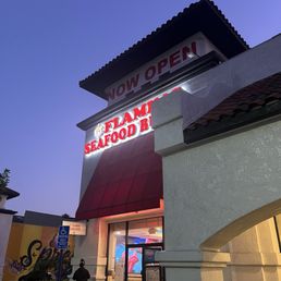 FLAMING SEAFOOD BUFFET - Updated July 2025 - 255 Photos & 186 Reviews ...