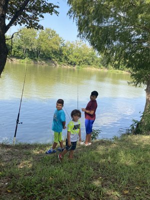 POP’S HIDEOUT RV PARK - Updated January 2026 - 2803 N Houston Ave ...