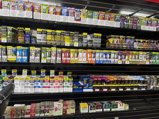 LUXURY TOBACOO AND VAPE - Updated January 2025 - 12 Photos - 4000 ...
