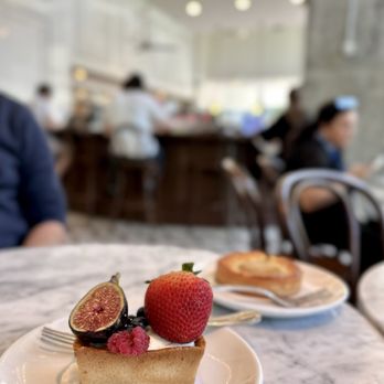 TATTE BAKERY & CAFE - Updated December 2025 - 245 Photos & 130 Reviews ...