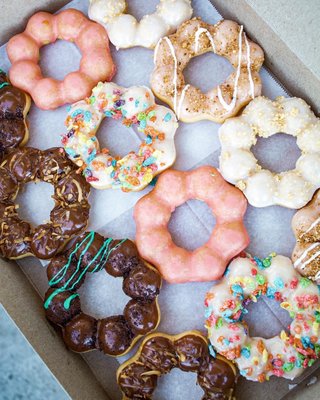 FRIENDLY DONUTS - 2280 Photos & 1329 Reviews - 4442 E Chapman Ave ...