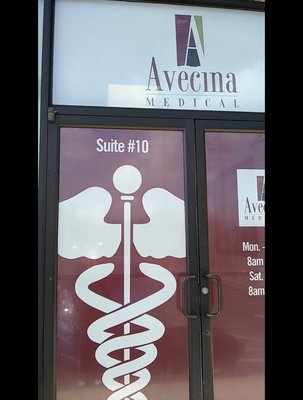 AVECINA MEDICAL - TINSELTOWN - Updated December 2025 - 16 Photos & 38 ...