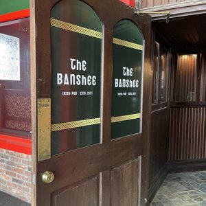 THE BANSHEE IRISH PUB - 30 Photos & 15 Reviews - Pubs - 257 Franklin St ...