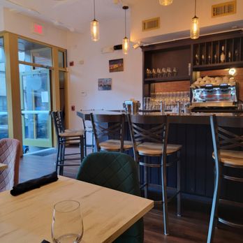 MOOD RESTAURANT & CAFE - Updated August 2024 - 18 Photos & 16 Reviews ...