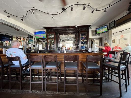 ANGLESEA PUB - Updated October 2025 - 122 Photos & 200 Reviews - 116 W ...