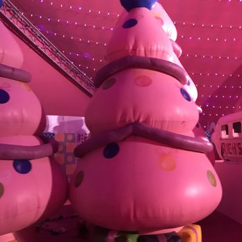 THE PINK PIG HOLIDAY TRAIN - Updated July 2025 - 22 Photos & 20 Reviews ...