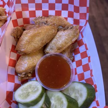 FLAPPY’S WINGS AND BAR - Updated June 2024 - 112 Photos & 49 Reviews ...