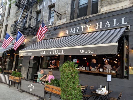 AMITY HALL UPTOWN - 282 Photos & 274 Reviews - 982 Amsterdam Ave, New ...