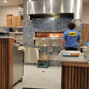 LONGBOARDS BEACH FIRED PIZZA - SOUTH RENO - Updated December 2024 - 154 ...