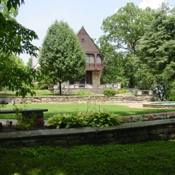 BEE TREE PARK - Updated October 2025 - 54 Photos & 17 Reviews - 2701 ...