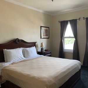 HOLLYWOOD CENTER MOTEL - Updated July 2025 - 12 Photos - 6720 W Sunset ...