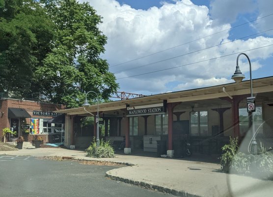 MAPLEWOOD - TRAIN STATION - Updated July 2025 - 14 Photos - 145 Dunnell ...