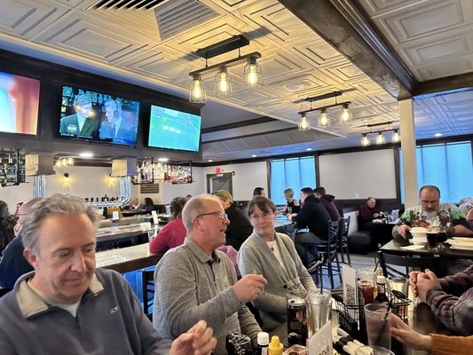 KELTIC TABLE & TAP - Updated October 2025 - 68 Photos & 61 Reviews - 89 ...