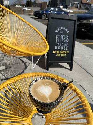 FLIPS PANCAKE HOUSE - Updated January 2026 - 15 Photos & 17 Reviews ...