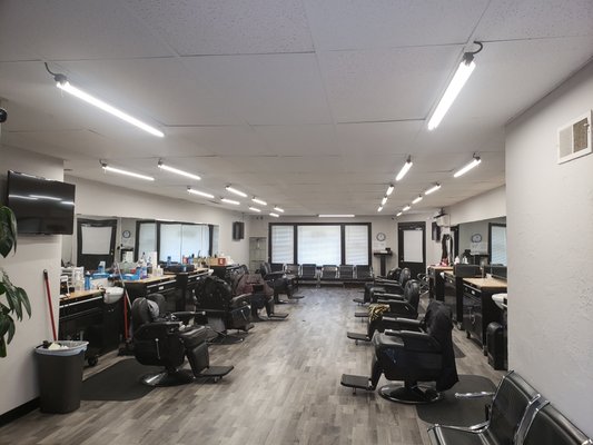 BIG HIT BARBER SHOP - Updated January 2026 - 82 Photos & 24 Reviews ...