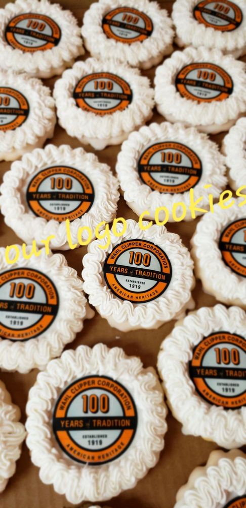 FOLSOM’S BAKERY - 94 Photos - Bakeries - 319 1st Ave, Rock Falls, IL ...