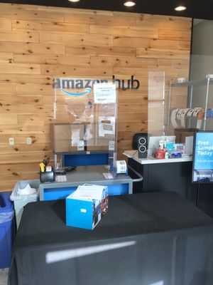 AMAZON HUB - Updated August 2025 - 27 Photos & 20 Reviews - 15350 SE ...