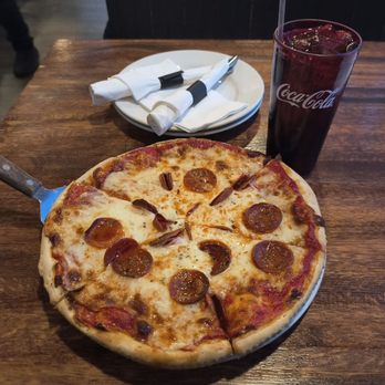 D’AGOSTINO’S PIZZA AND PUB - Updated February 2025 - 104 Photos & 97 ...