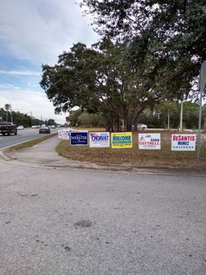 HERNANDO COUNTY PUBLIC LIBRARY - SPRING HILL - Updated October 2025 ...